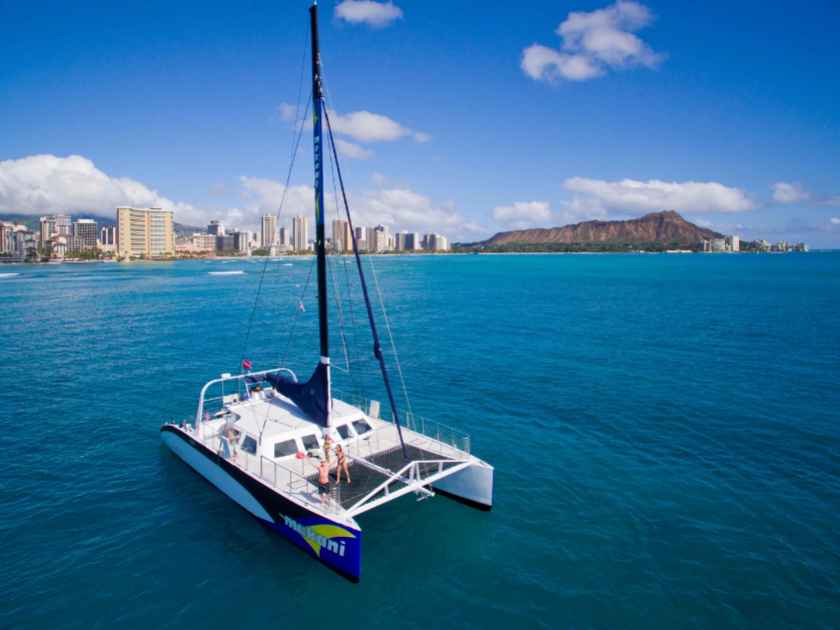 Top 5 Waikiki Booze Cruises - Hawaii Travel Guide