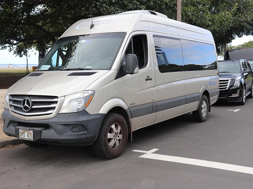 Best Honolulu Airport Shuttles to/from Waikiki - Hawaii Travel Guide
