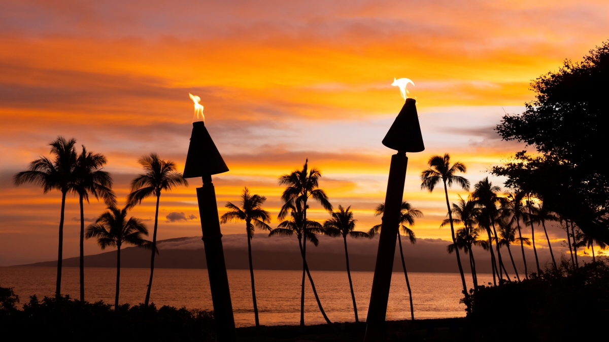 Aulii Luau - Hawaii Travel Guide