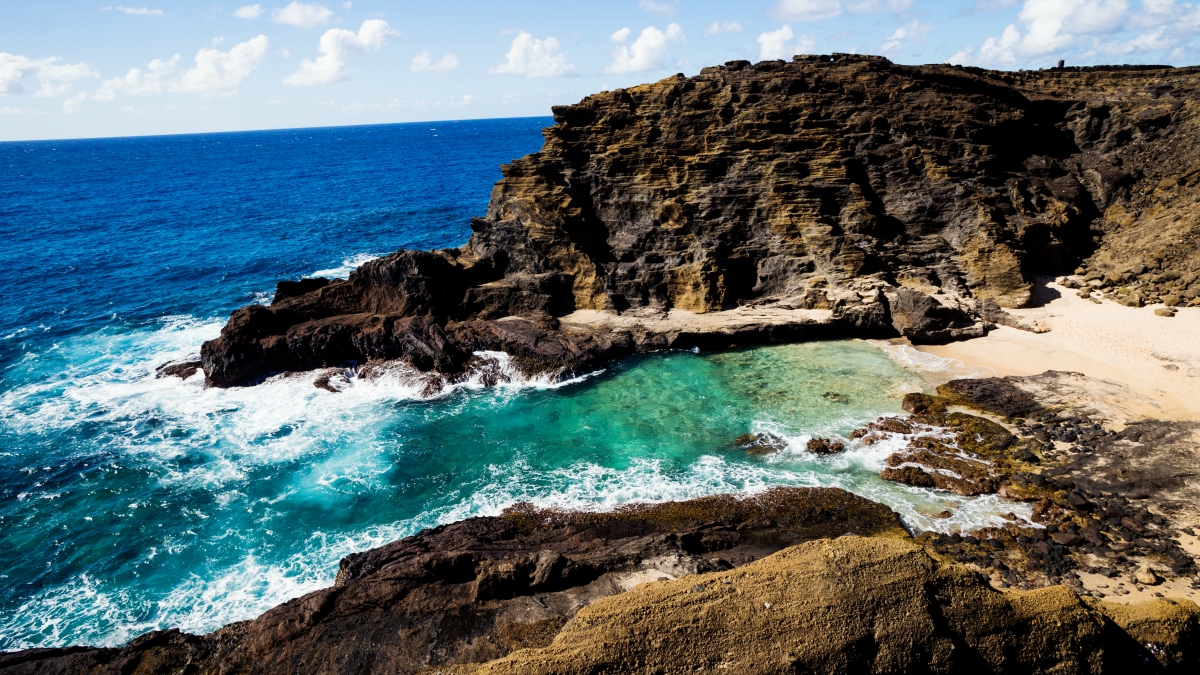 Halona Beach Cove - Hawaii Travel Guide