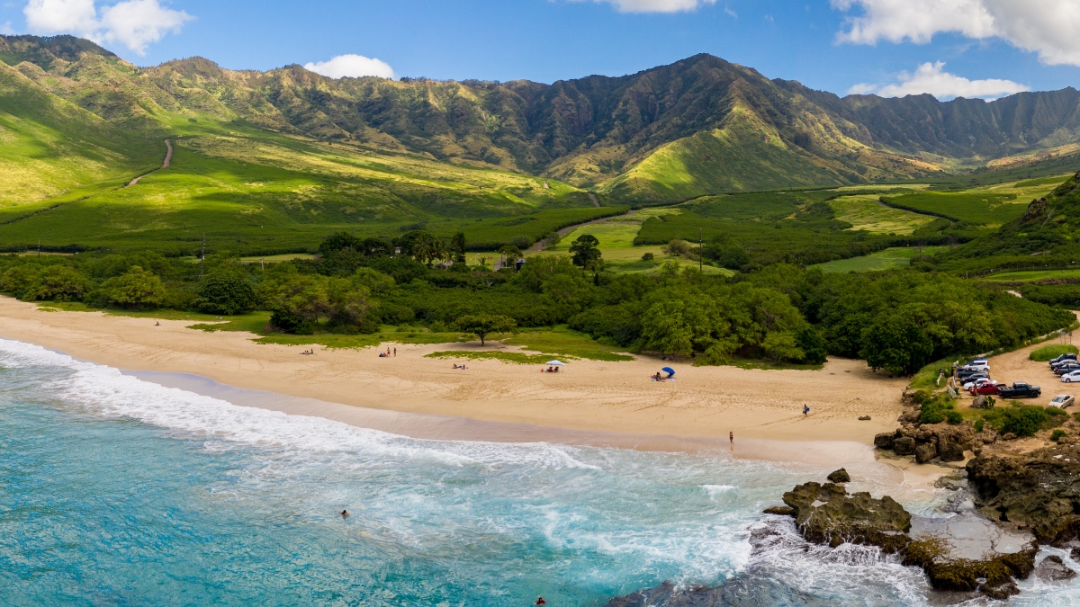 Makua Beach - Hawaii Travel Guide
