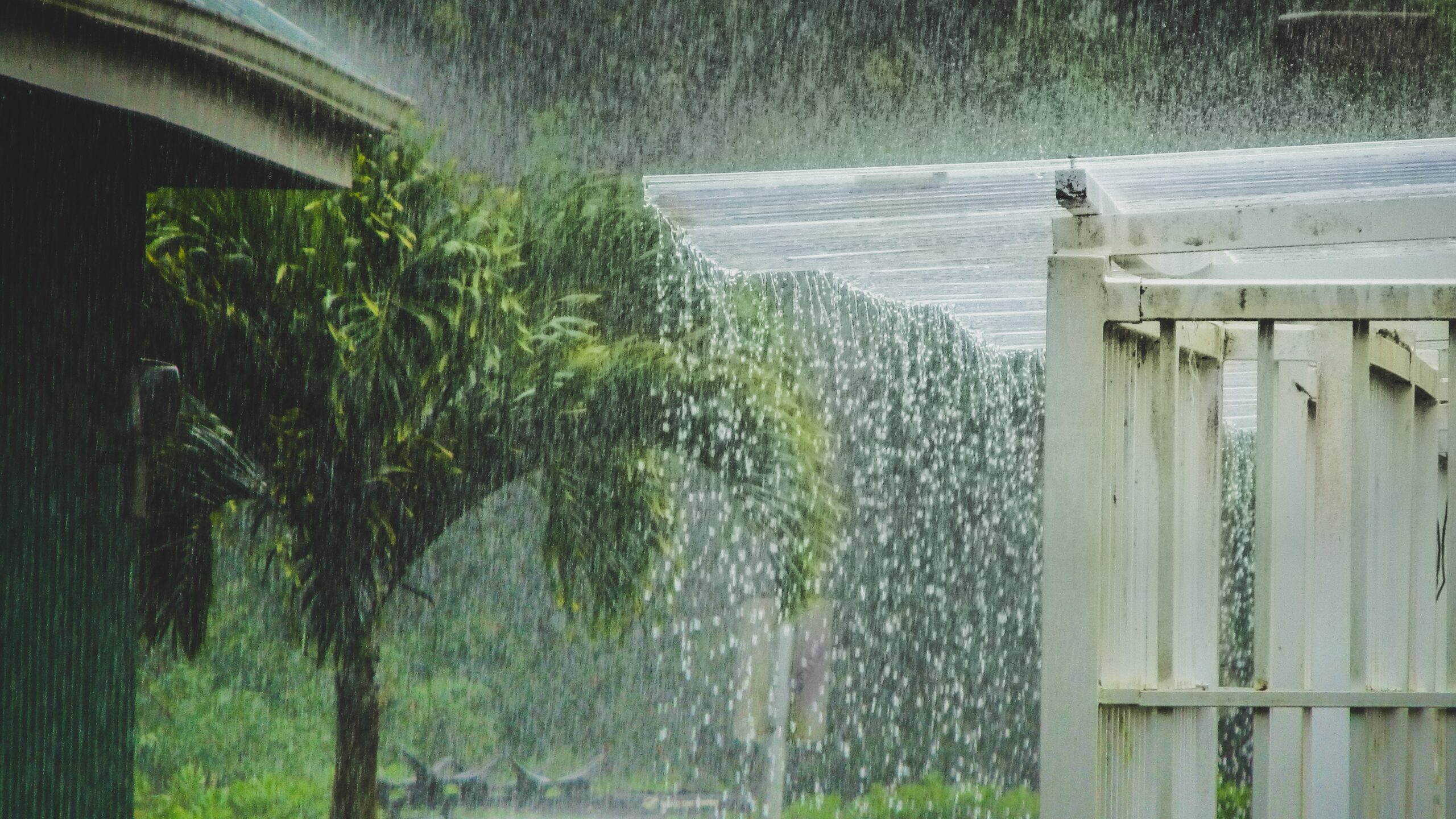 Rainy Season in Hawaii: How to Make It Romantic - Hawaii Travel Guide