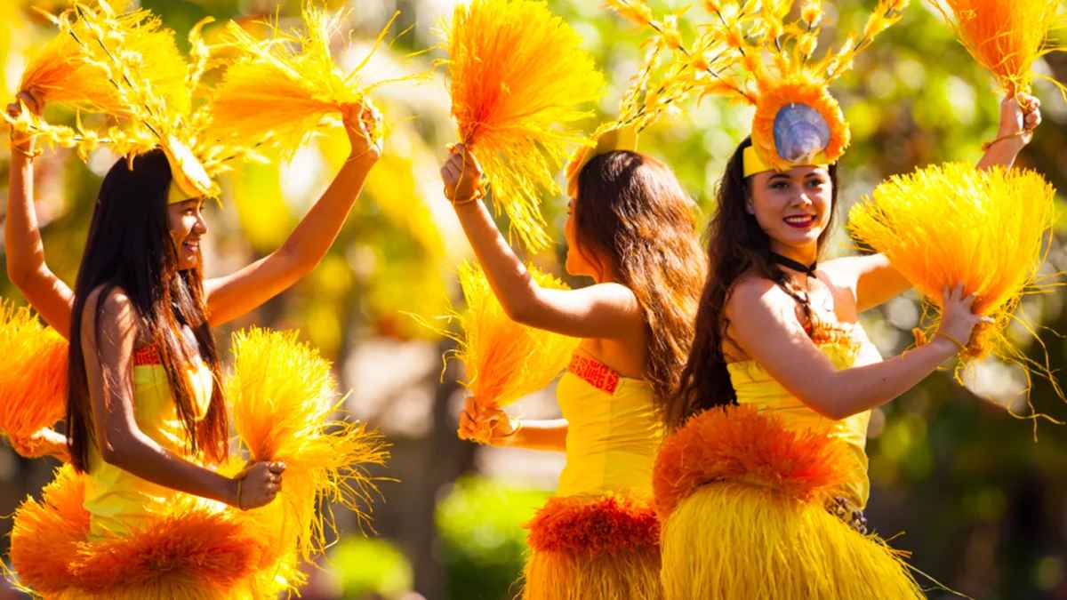 5 Reasons Why You Should Book a Luau on Oahu - Hawaii Travel Guide