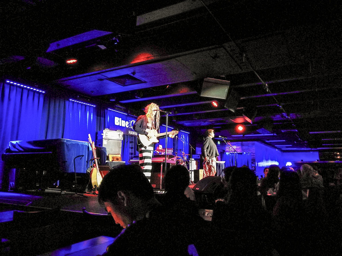 Blue Note Hawaii: Dinner, Drinks, and Lisa Fischer - Hawaii Travel Guide