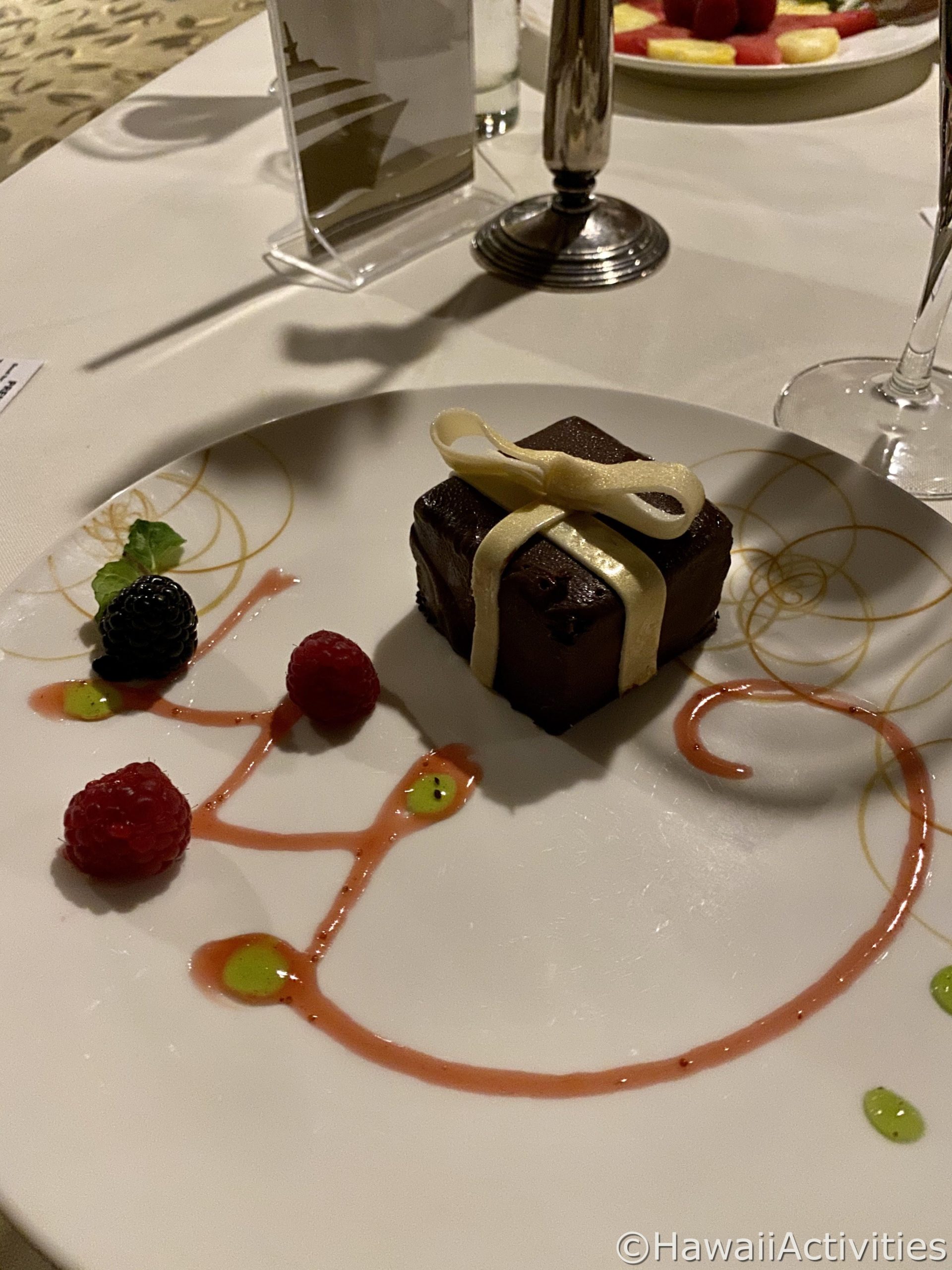 Star of Honolulu Five Star Dinner Review - Hawaii Travel Guide