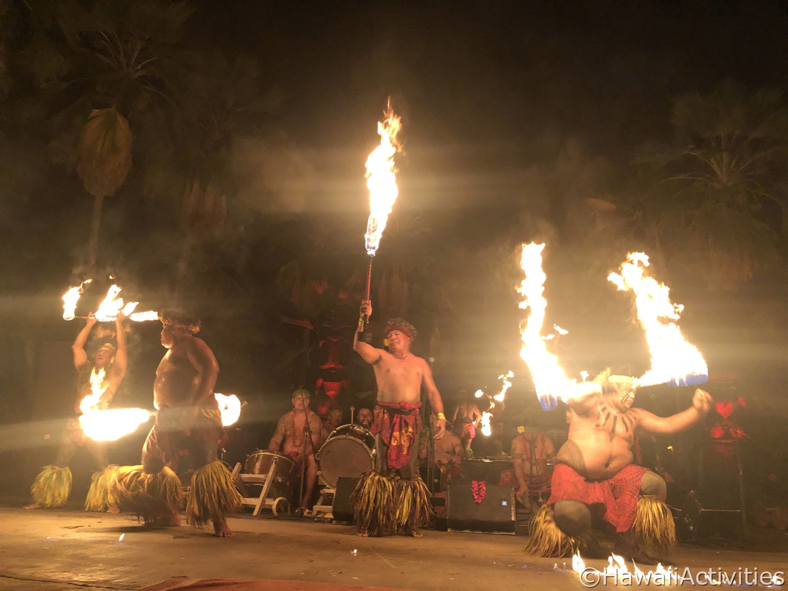 My Family Night at Chief's Luau on Oahu - Hawaii Travel Guide