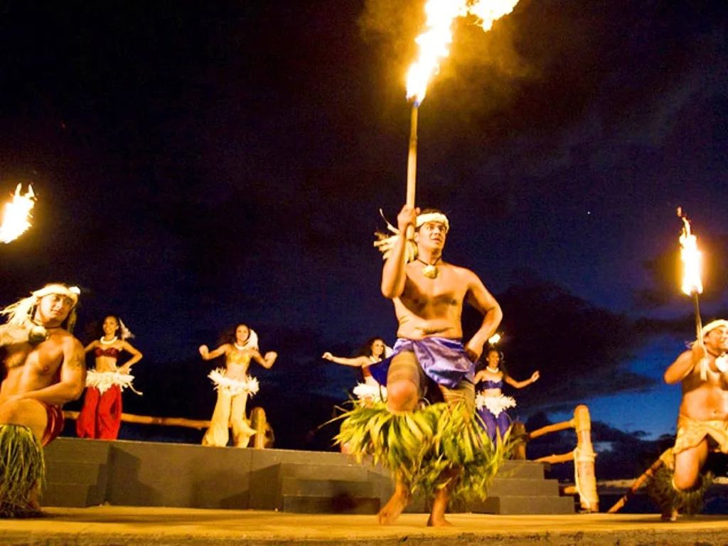 15 Top Things to Do in Maui at Night - Hawaii Travel Guide