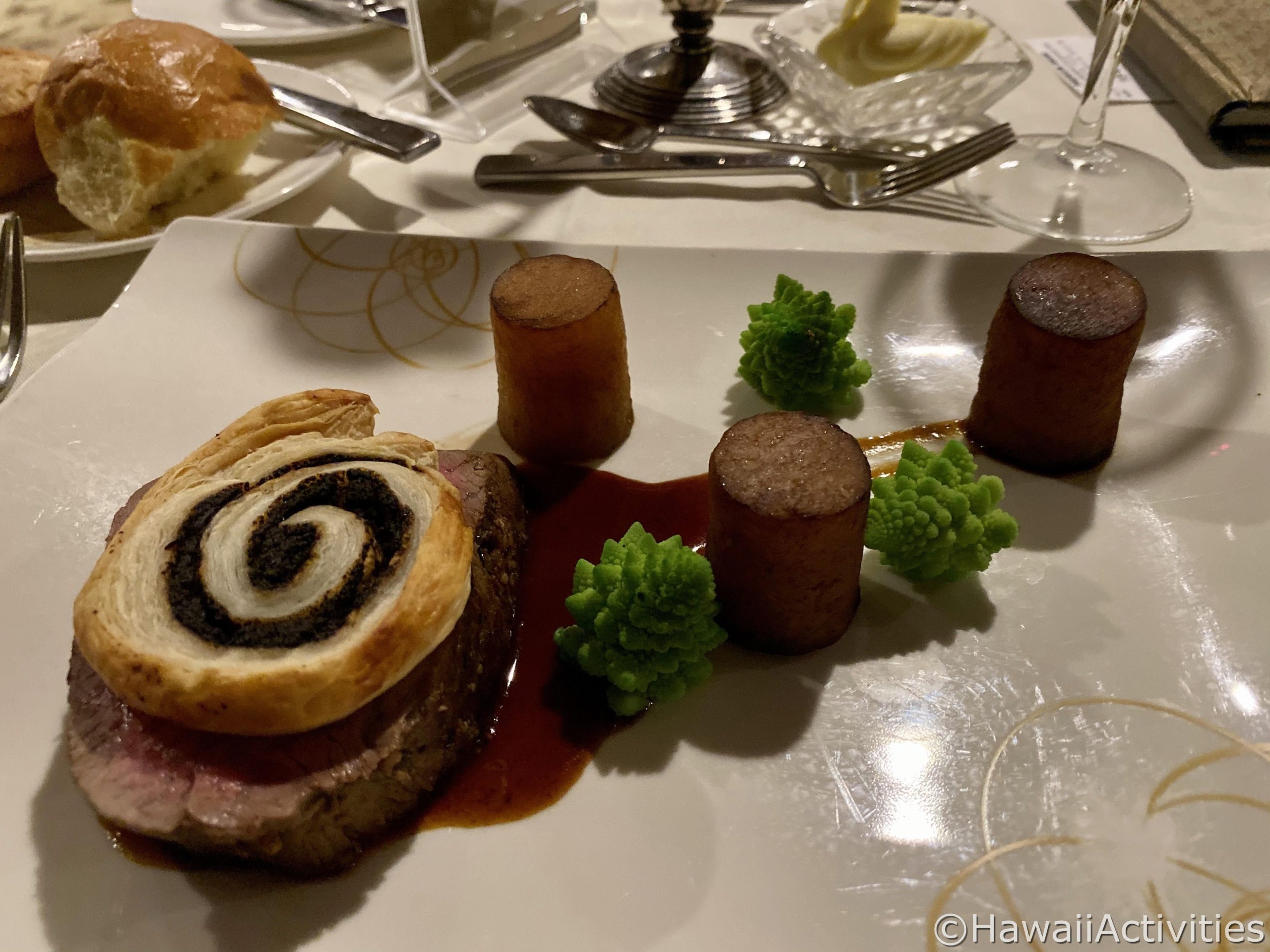 Star of Honolulu Five Star Dinner Review - Hawaii Travel Guide