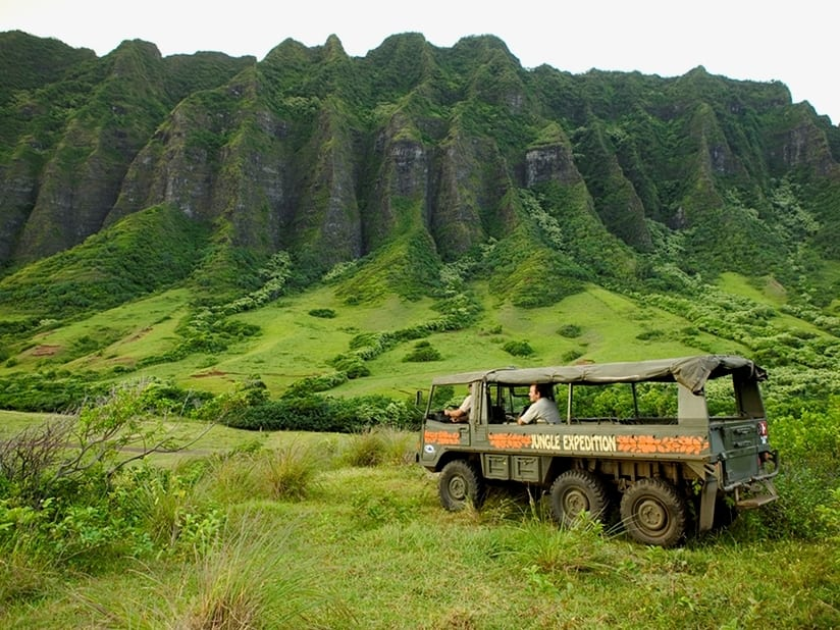 Kualoa Ranch - Hawaii Travel Guide